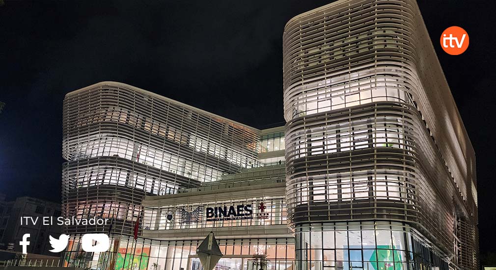 BINAES posee una infraestructura basada en las olas, arrecife y ...